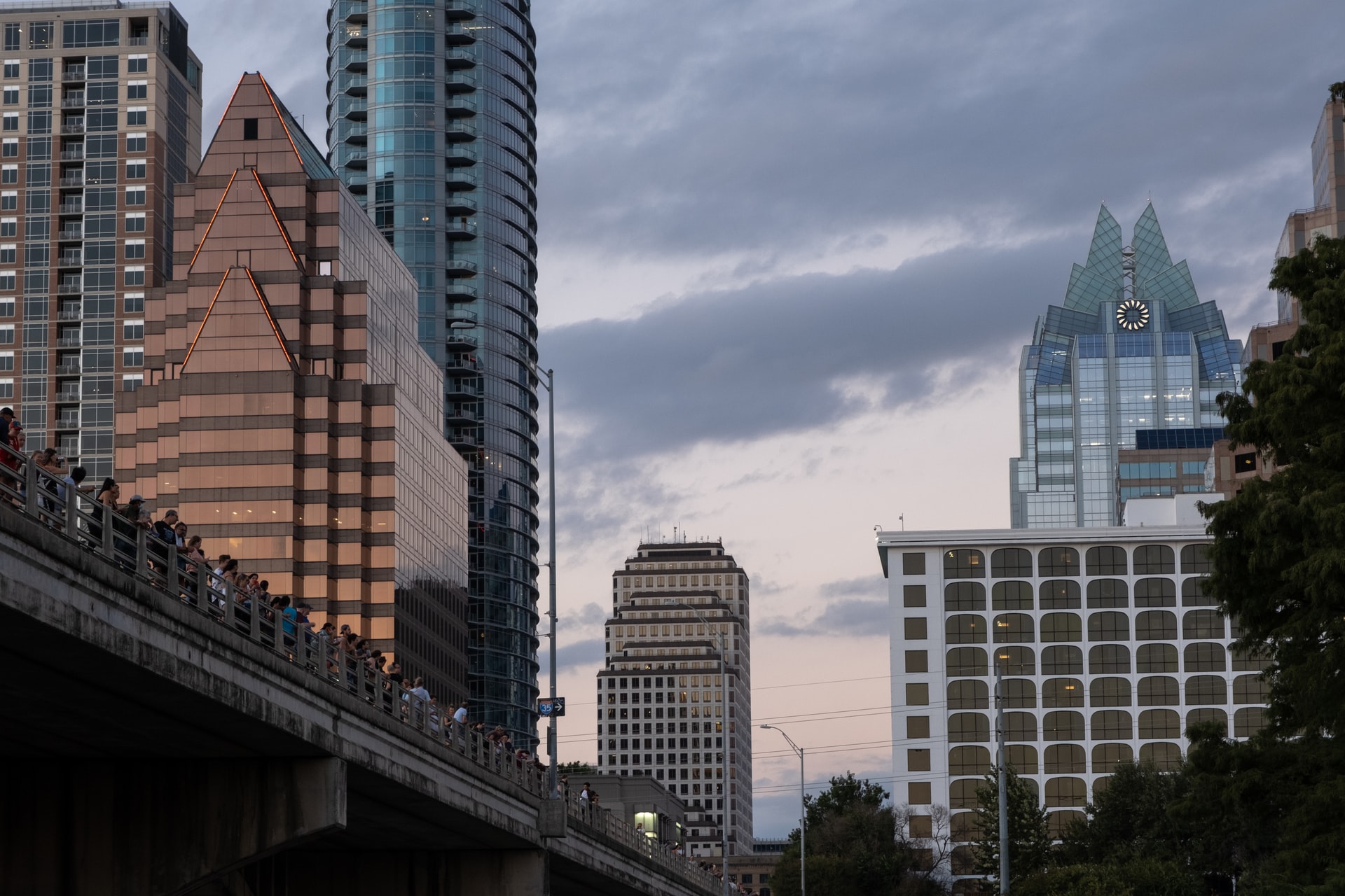 Top 5 Best Movers from Dallas, TX to Austin, TX